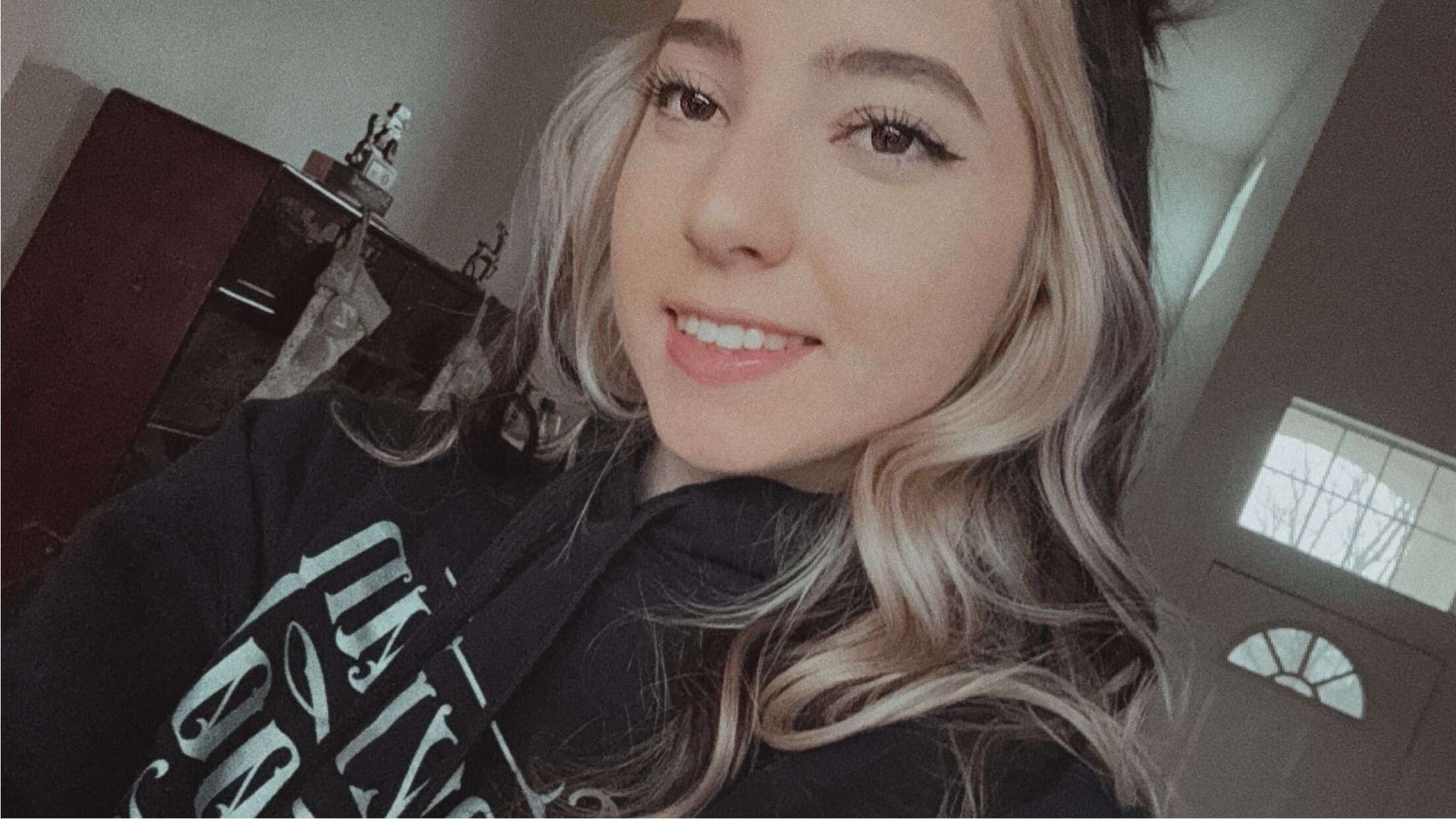 Zoe | American Tattoo Society